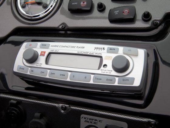 How Can I Use My iPad as a Car Stereo? by Howstereo.com